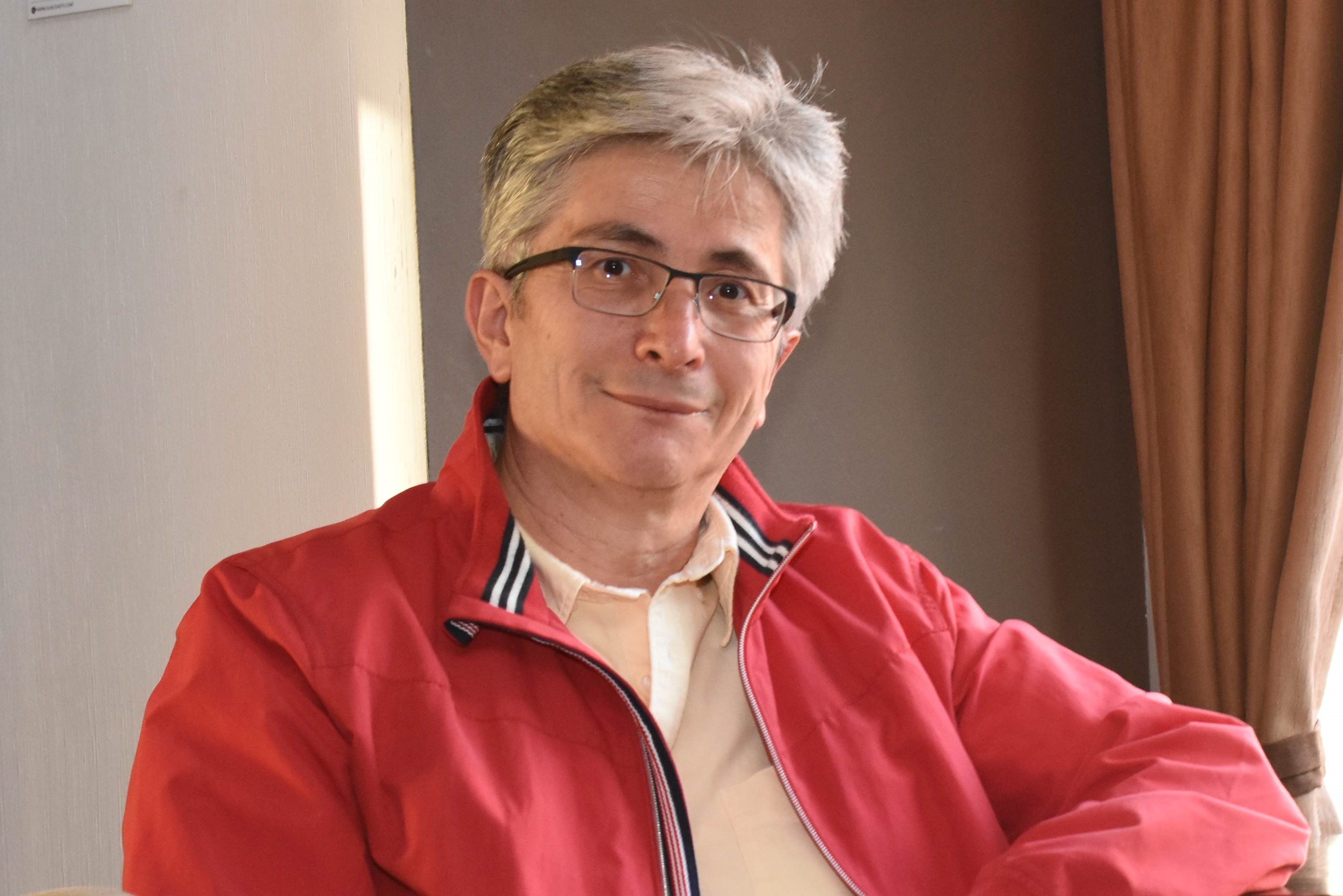 Peter Gadjev – The Blue Birds